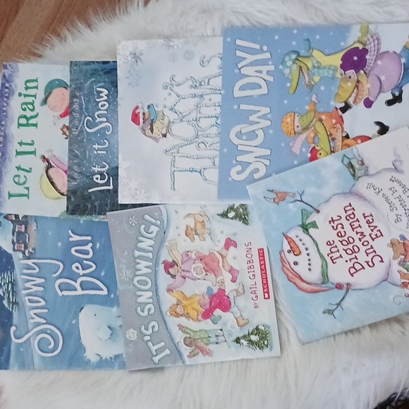 Scholastic | Other | 7 Scholastic Winter Themed Childrens Book Lot ...